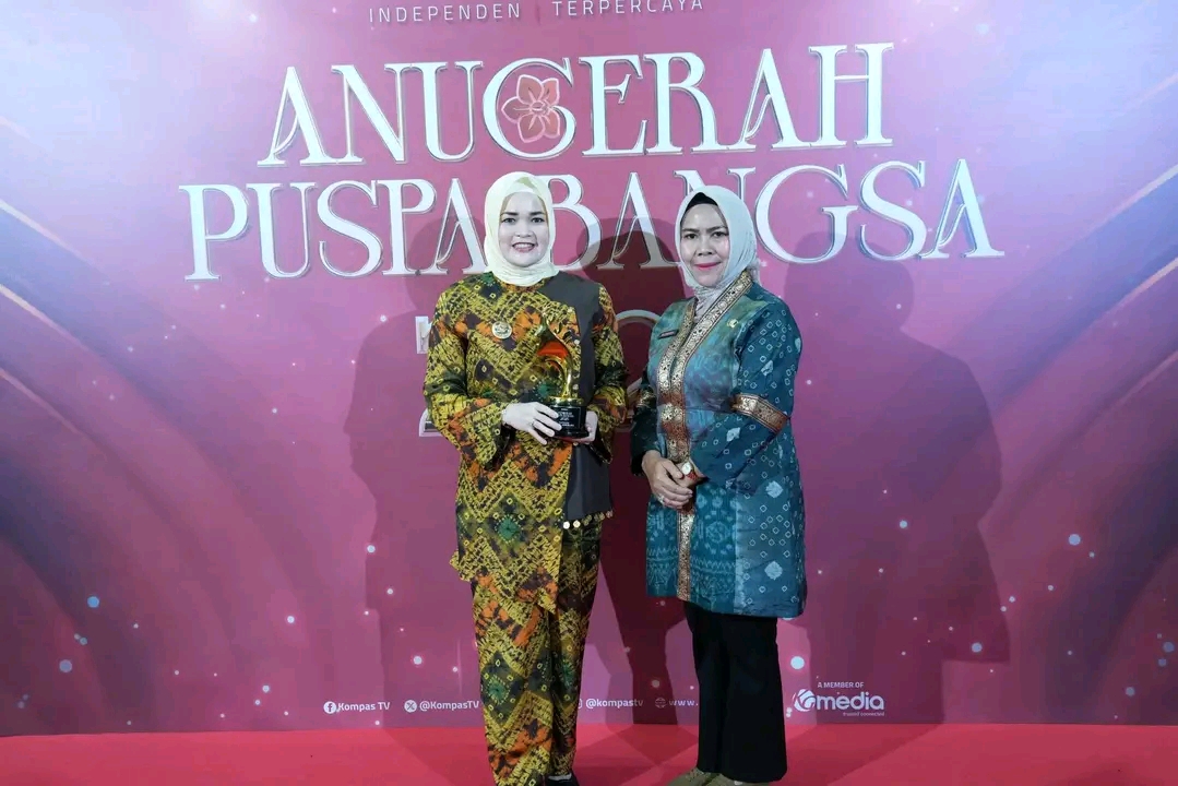 Wabup Raih Anugerah Puspa Bangsa, Simbol Perempuan Tangguh dan Inspiratif